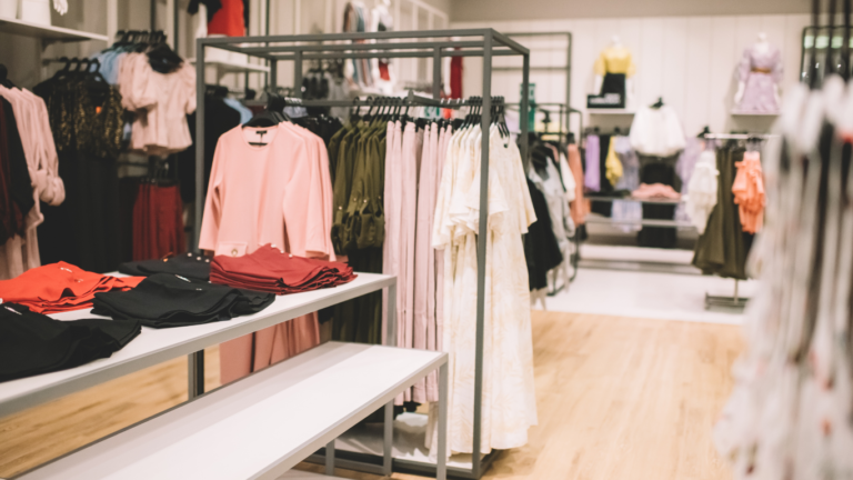 About Us - sellingroom.in